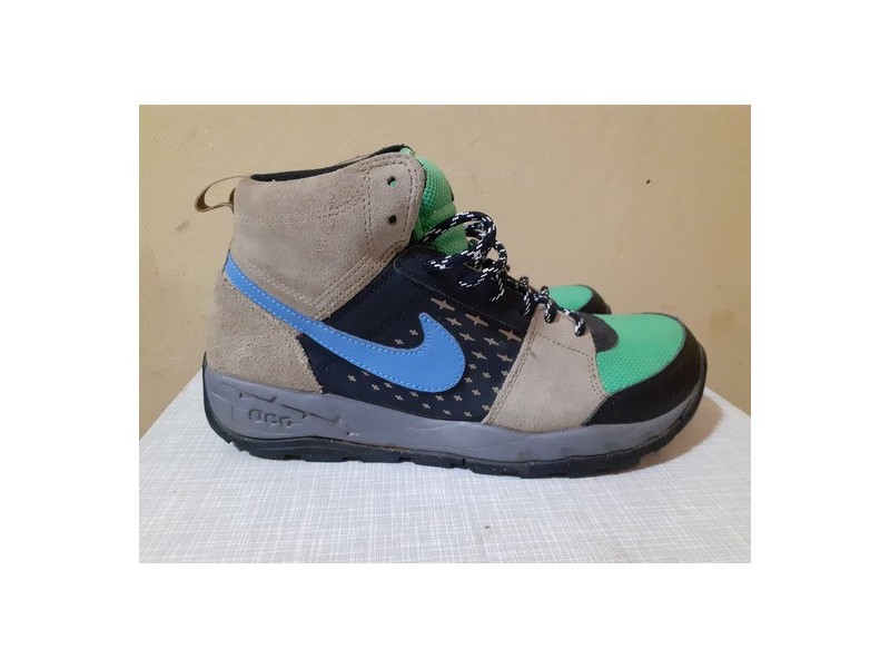 ACG NIKE kozne 38,5