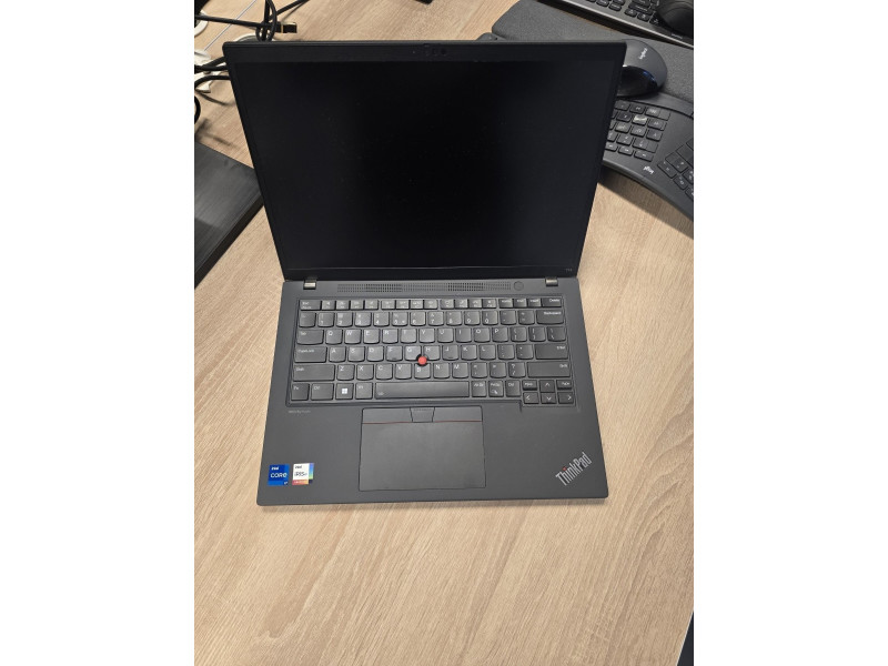 Laptop Lenovo ThinkPad T14 Gen 4 - koriscen, odlican