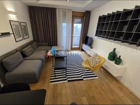 Novi Beograd, Blok 67a, A blok, 2.0 stan, 51m2, 900 EUR, ID 52635