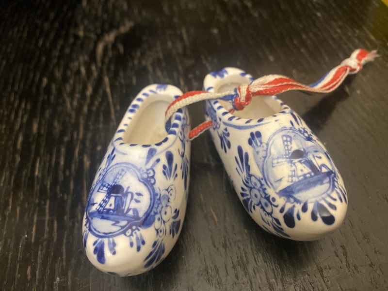 Delft plavo-bijele holandske keramičke klompe