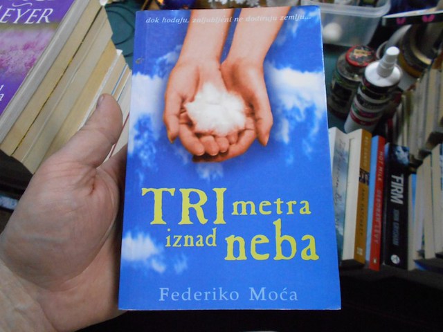 Federiko Moća - Tri metra iznad neba