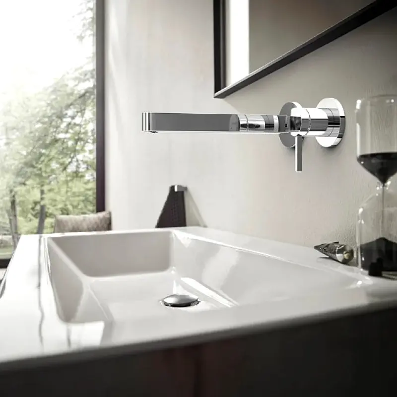FINORIS ZIDNA BATERIJA 22.8 CM HROM 76050000 HANSGROHE