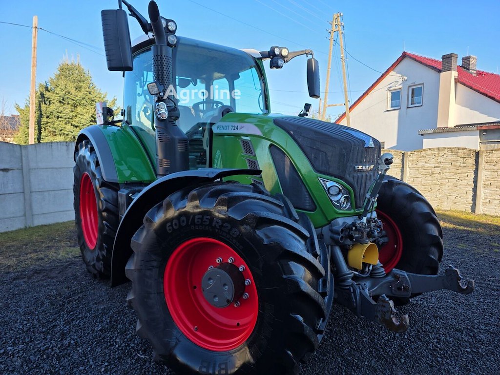 Fendt 724 S4 PROFI PLUS traktor točkaš