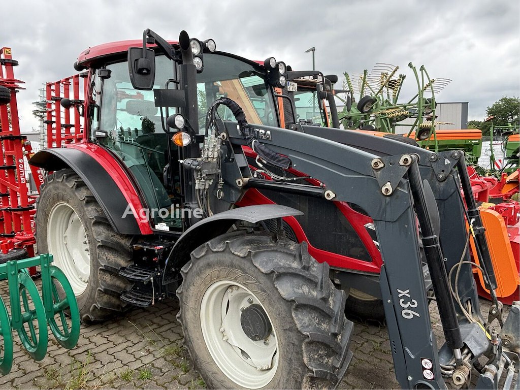 Valtra A 95 traktor točkaš