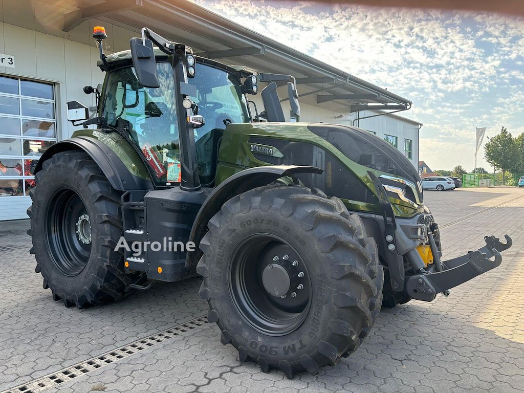 Valtra Q 265 traktor točkaš