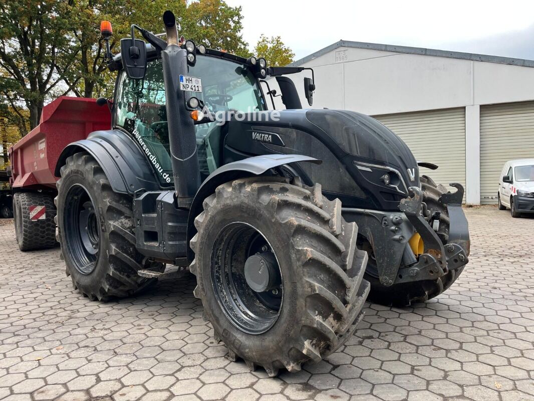Valtra T214 Direct TwinTrac traktor točkaš