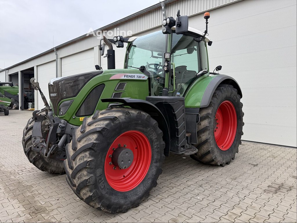 Fendt 720 Vario traktor točkaš