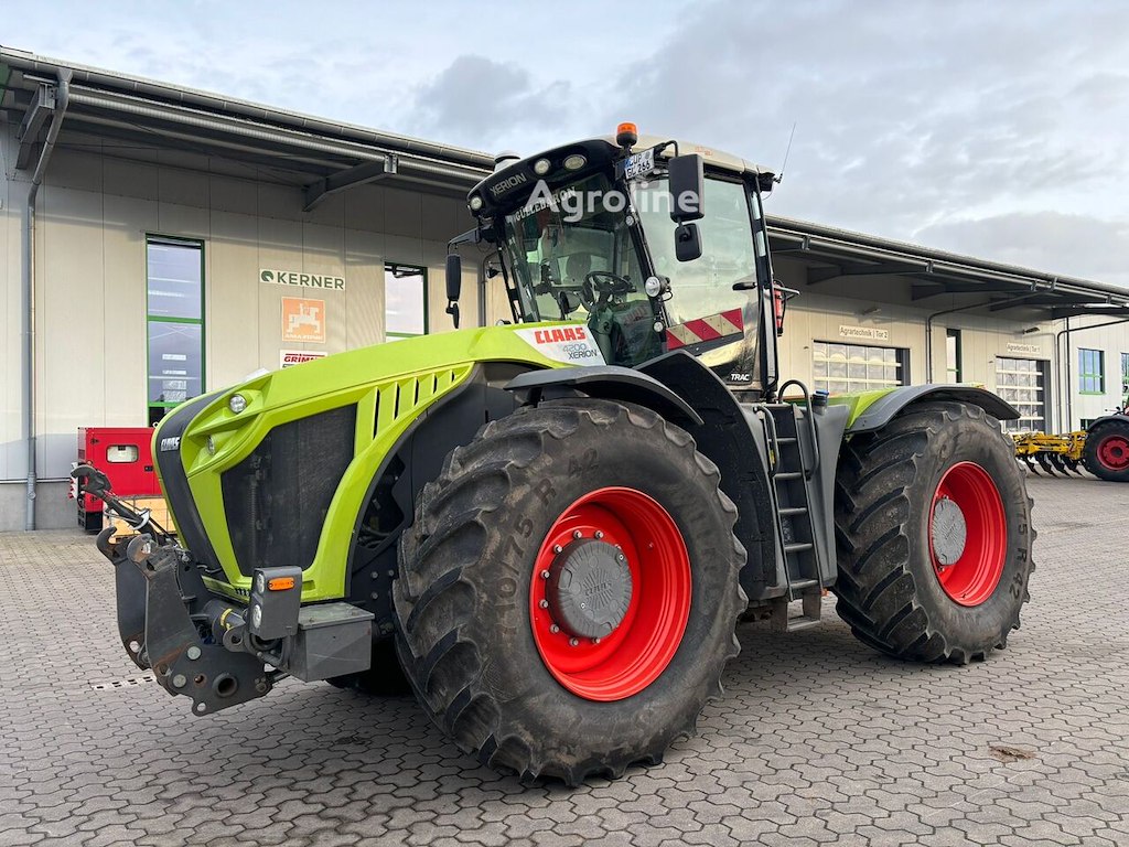 Claas Xerion 4200 Trac traktor točkaš