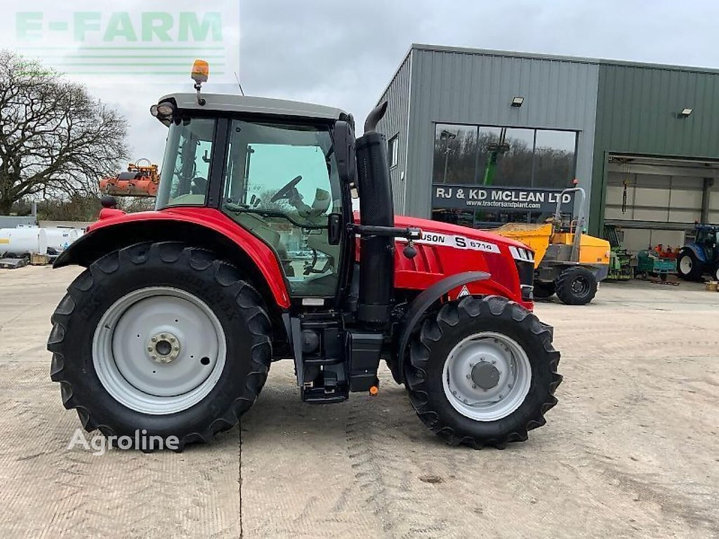 Massey Ferguson 6714s dyna6 tractor (st25429) traktor točkaš