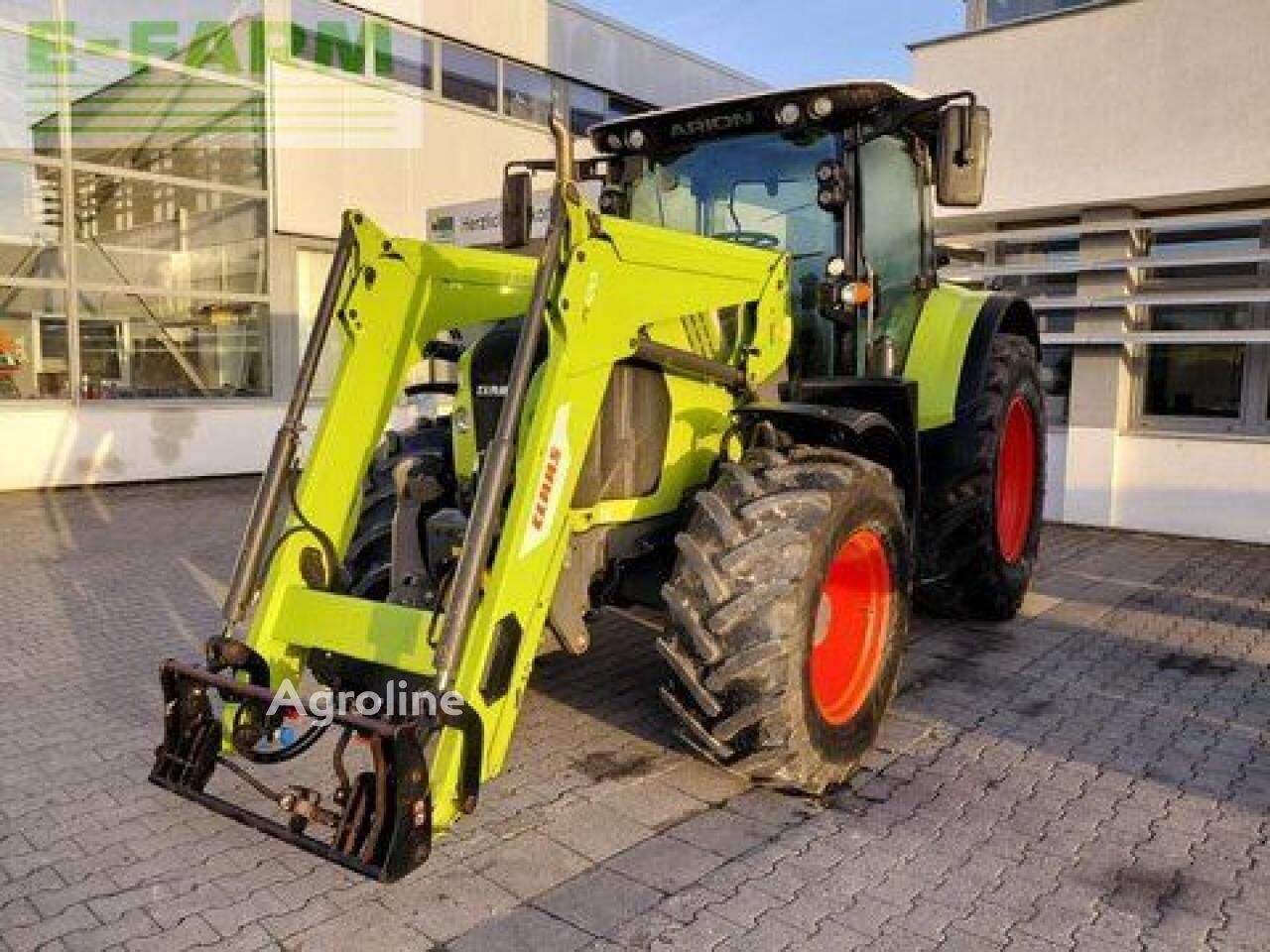 Claas arion 530 traktor točkaš