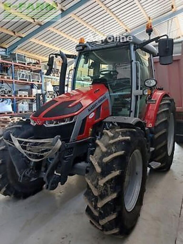 Massey Ferguson 5s 135 dyna 6 traktor točkaš