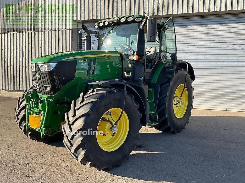 John Deere 6250r traktor točkaš