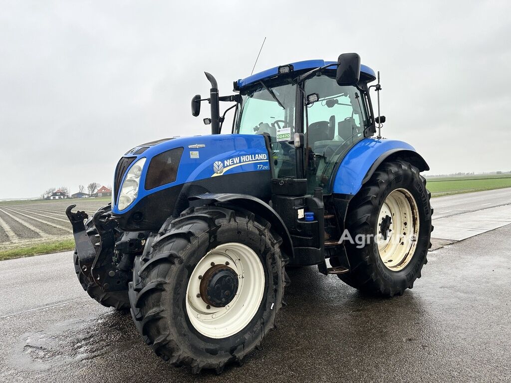New Holland T7.210 traktor točkaš