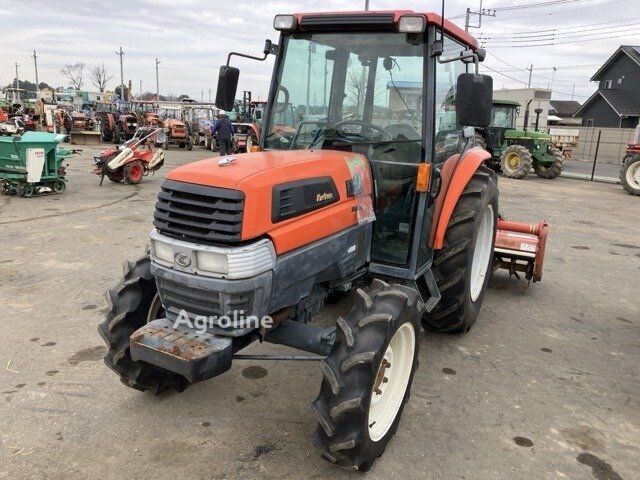 Kubota TRACTOR(Kubota) traktor točkaš