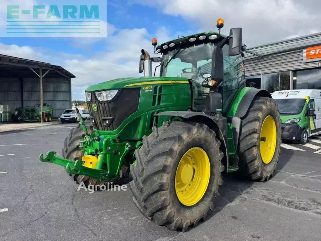 John Deere 6250r commandpro traktor točkaš