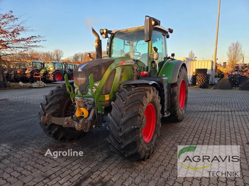 Fendt 720 Vario S4 traktor točkaš