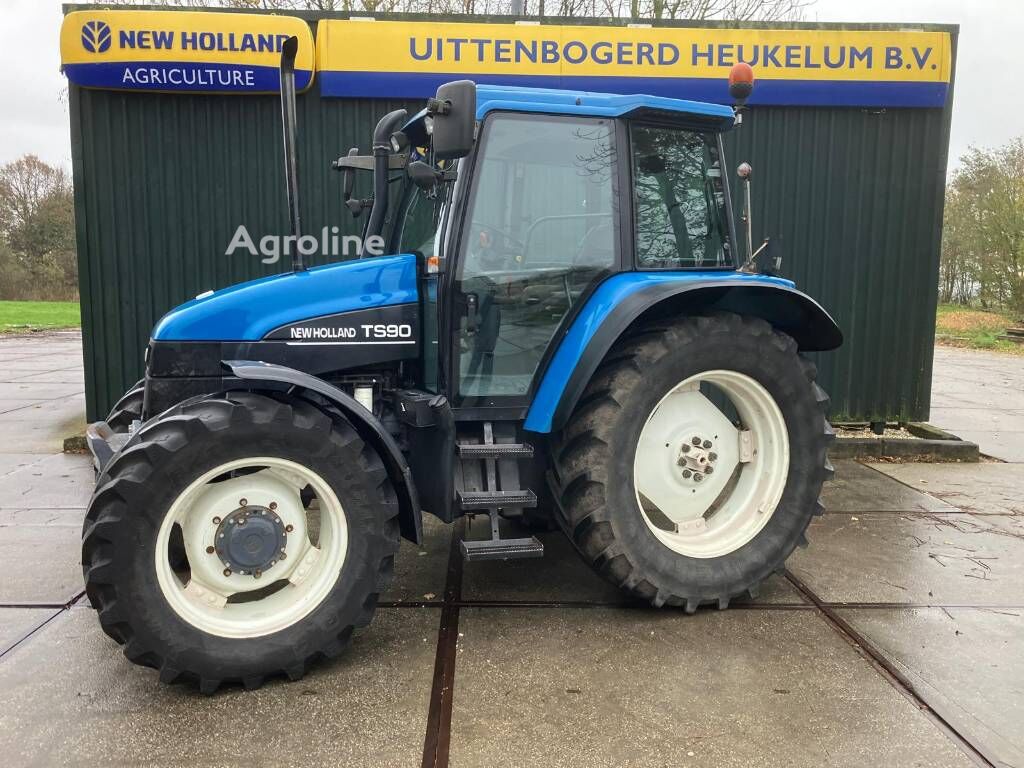 New Holland TS 90 traktor točkaš