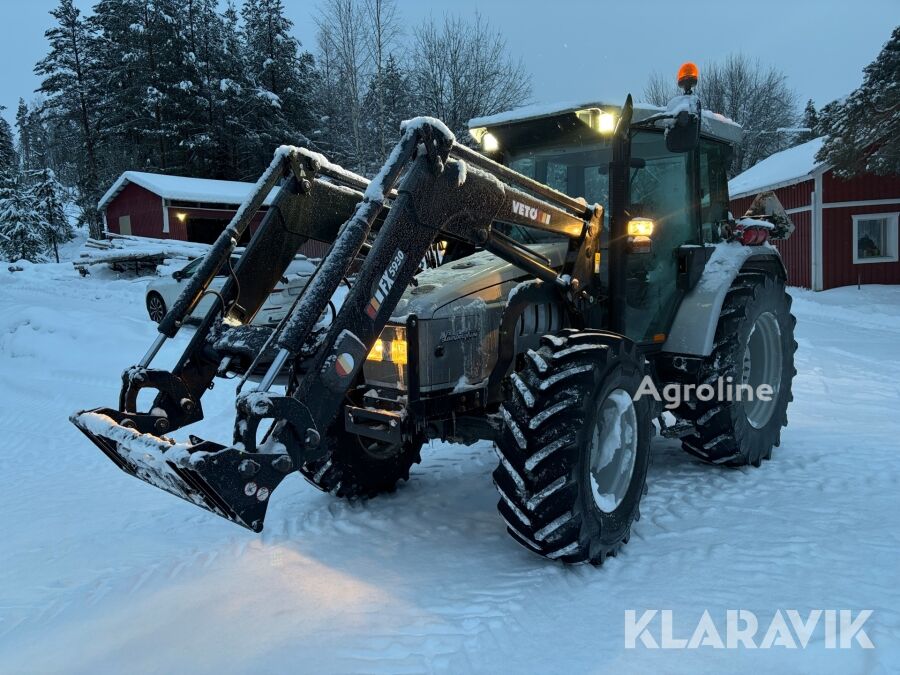 Prodaje se Lamborghini R4 95 traktor točkaš na aukciji