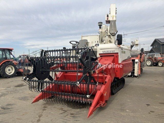 Yanmar COMBINE(Yanmar) kombajn za žito