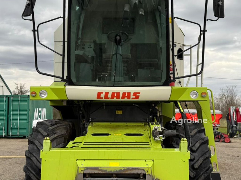 Claas Avero 240 kombajn za žito