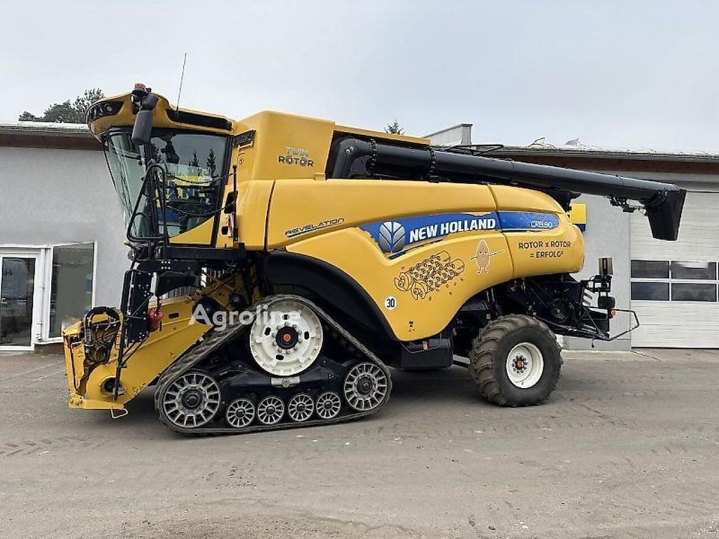 New Holland CR 8.90 kombajn za žito