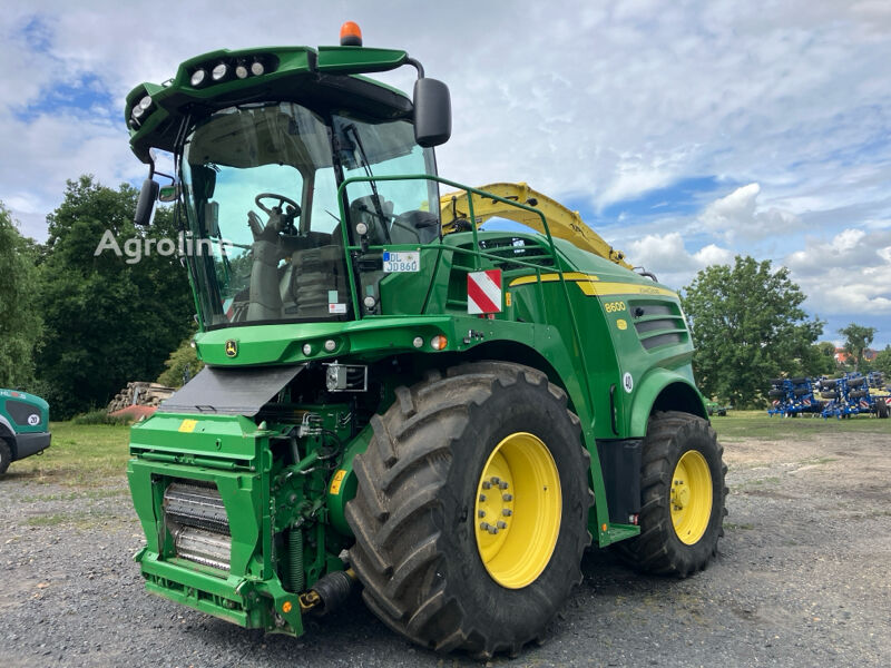 John Deere 8600 mit Kemper 460 StalkBuster und 639 PickUp krmni kombajn