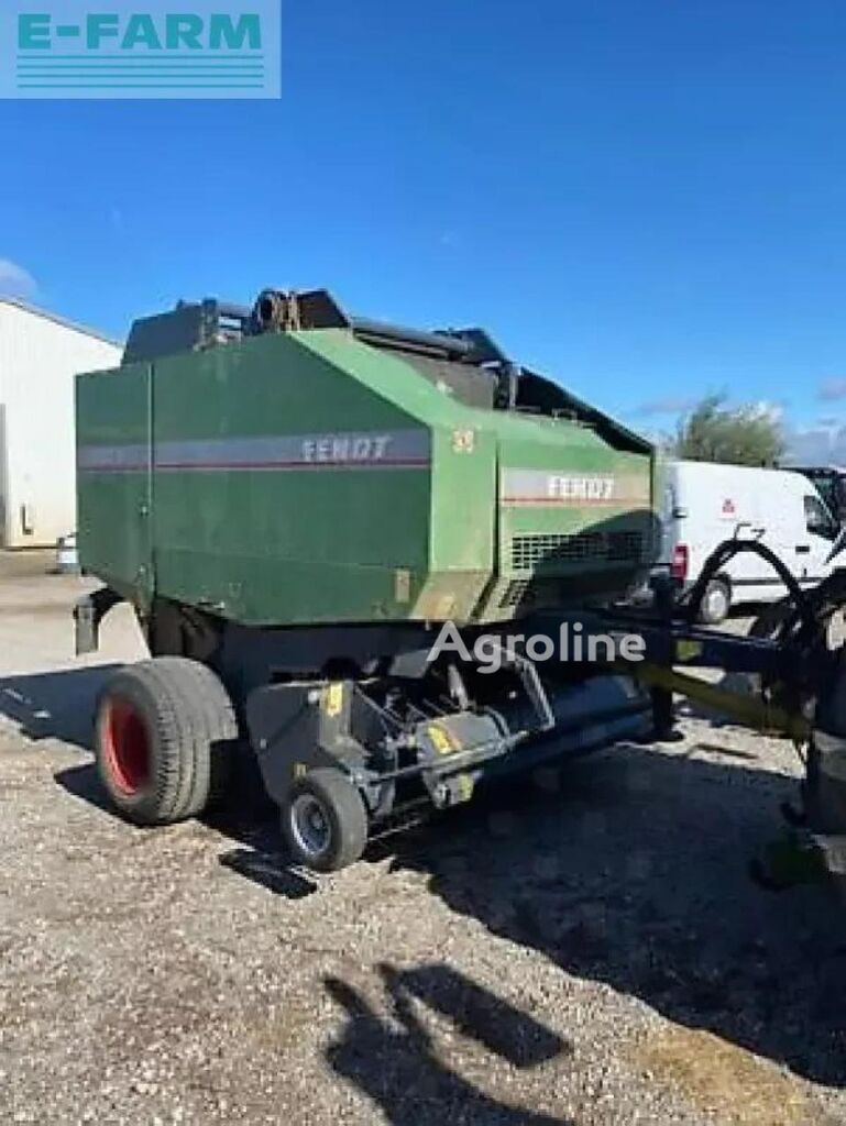 Fendt 2900v balirka za četvrtaste bale
