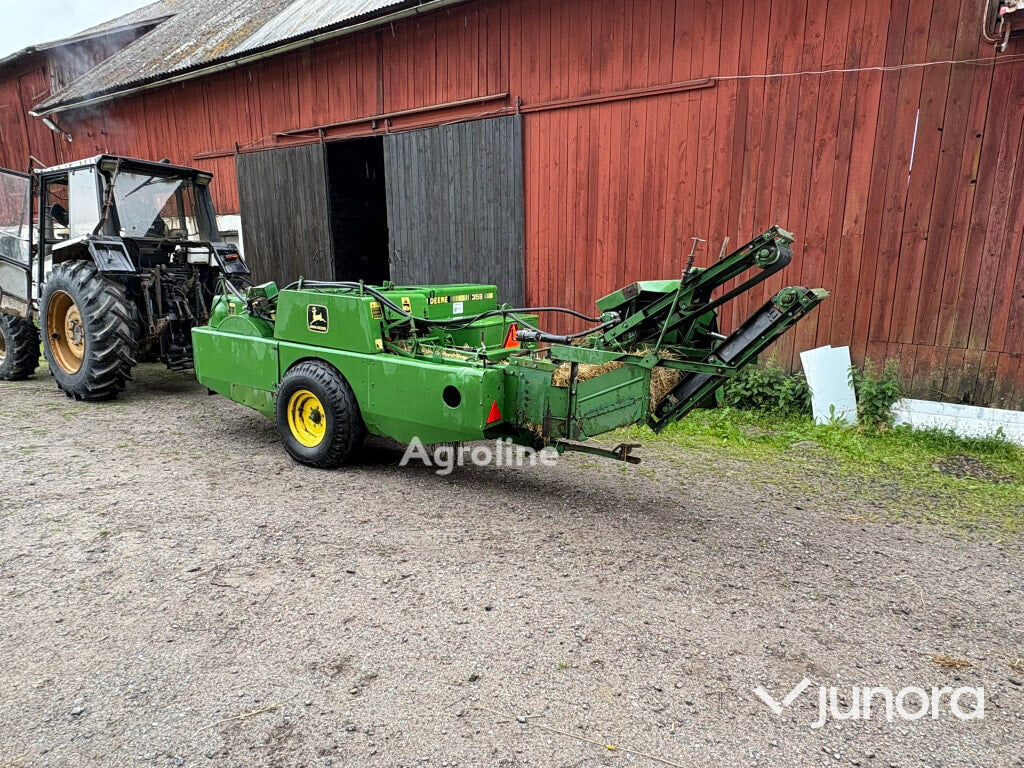 Prodaje se John Deere 359 balirku za četvrtaste bale na aukciji