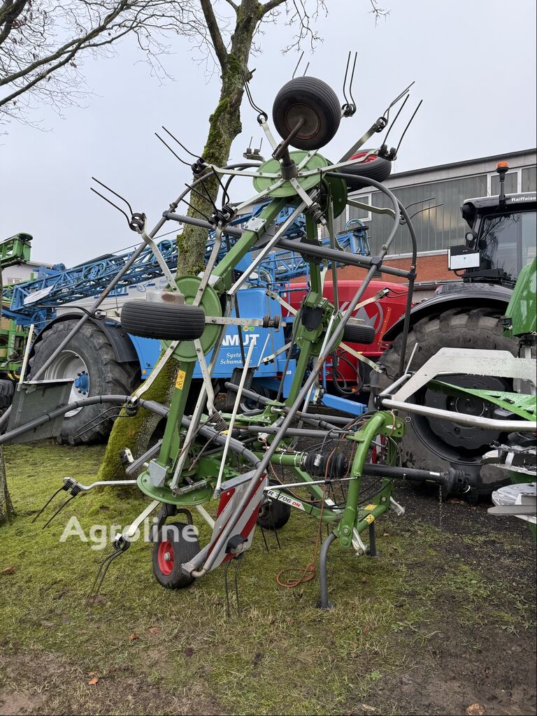 Fendt Twister 7706 DN prevrtač sena