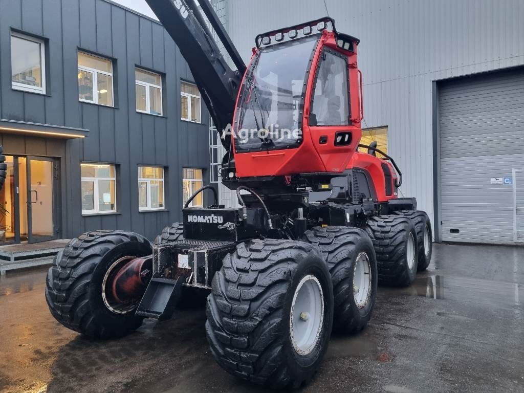 Komatsu 901 XC harvester