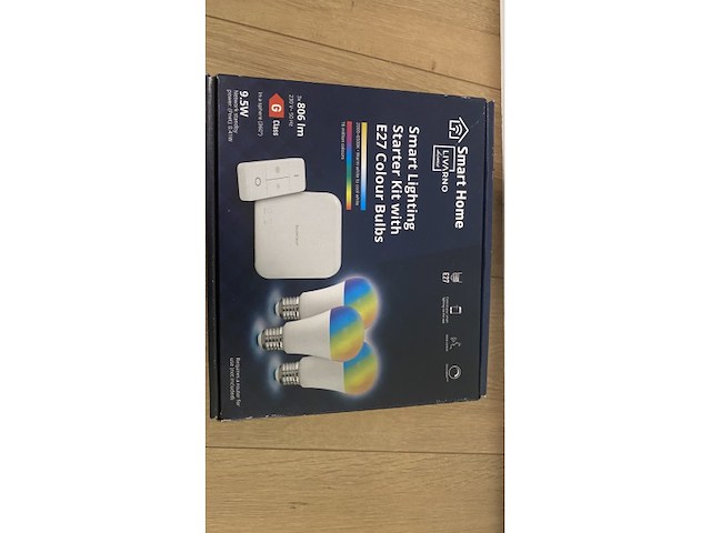 Smart Home Lighting starter kit with E27 colour bulbs