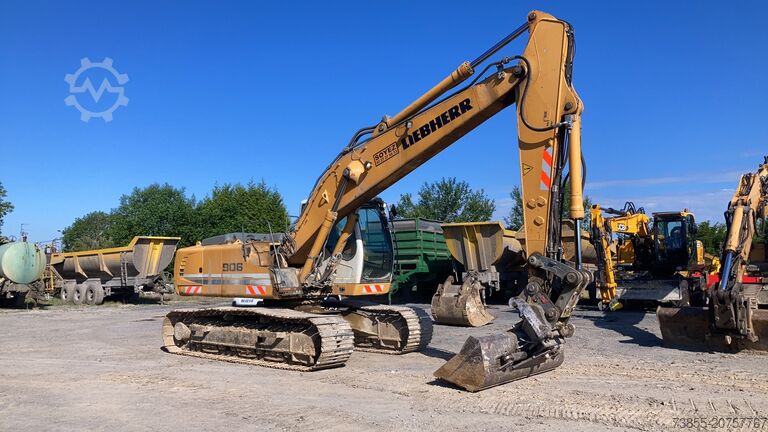 Bageri za puzanje
Liebherr R906 LC Litronic with two buckets