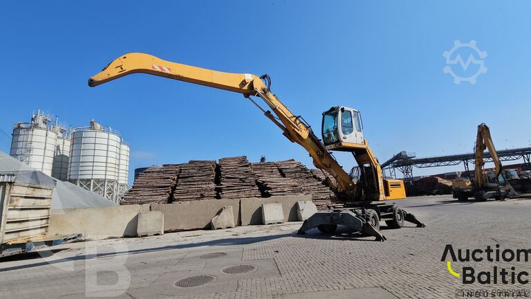 Bager na točkovima
Liebherr A 924 C Litronic
