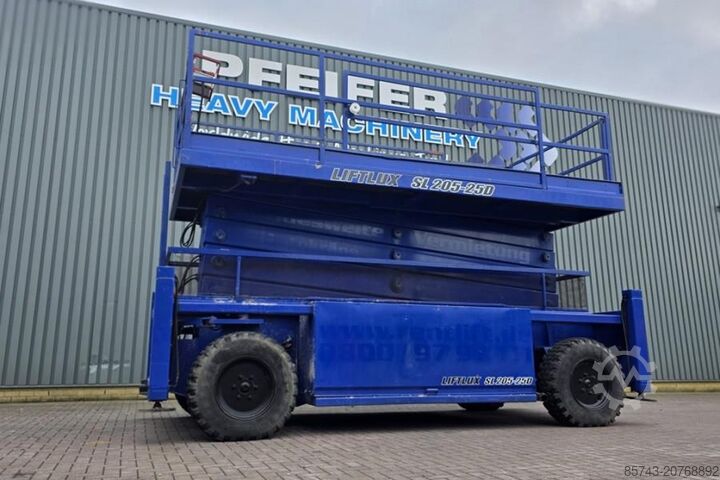 Podizanje makaza
Liftlux SL205-25D4WDSP NEW TYRES, Diesel, 4x4 Drive, Hydra