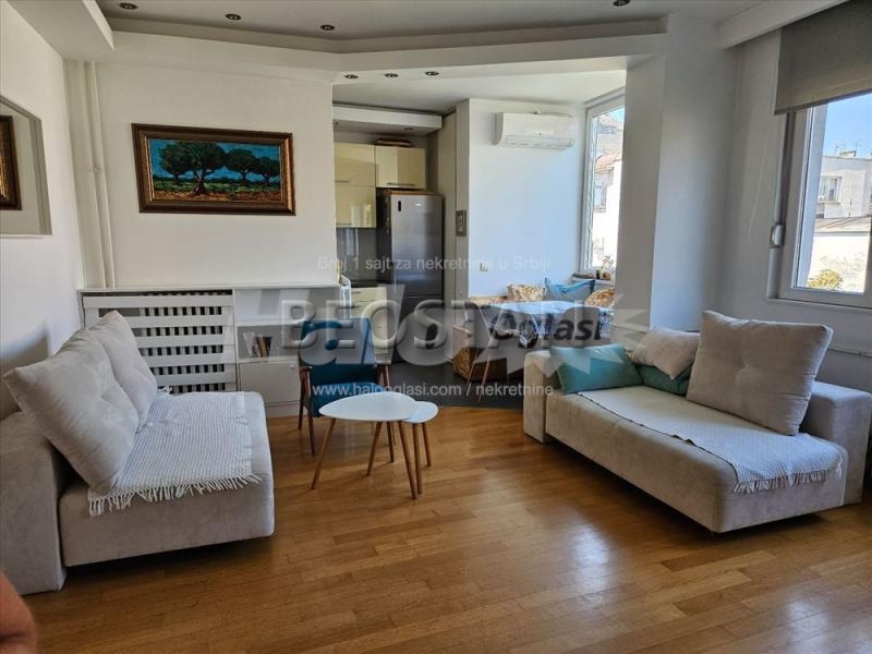 Zemun - Karadjordjev trg #65677 630 €