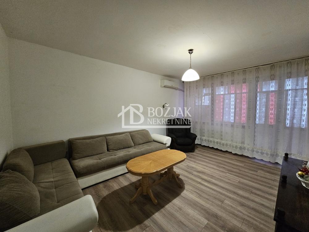 Dvosoban, namešten stan, Bagljaš ID#2514 200 €