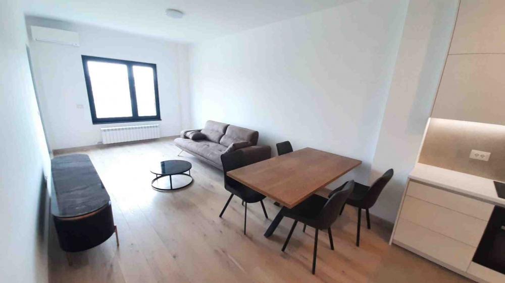 Square 43,lux,3.0,garaža ID#11677 1.000 €