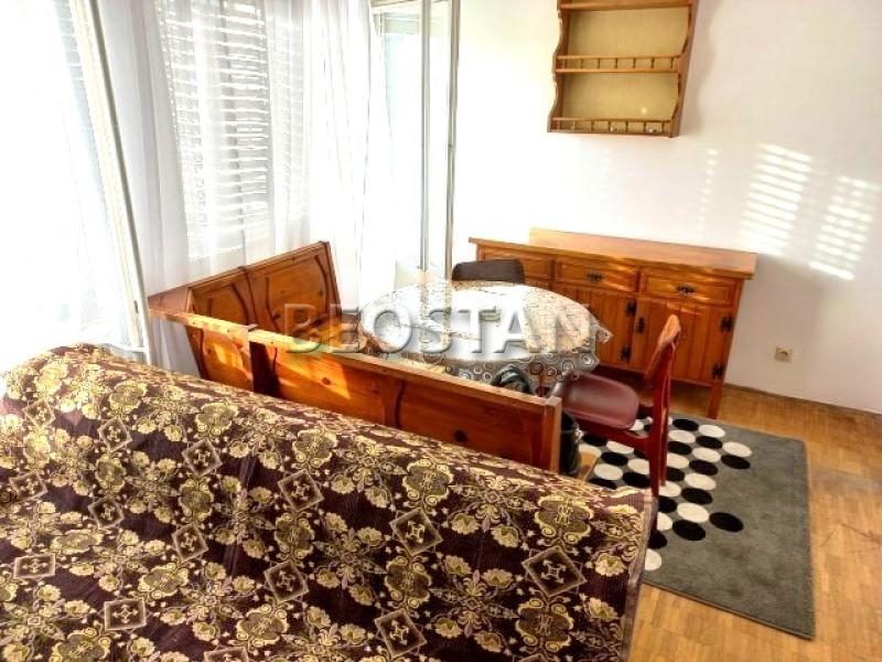 Novi Beograd - Blok 45 #65647 400 €