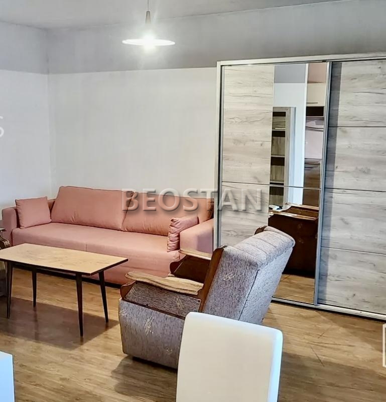 Novi Beograd - Stari merkator #65650 500 €