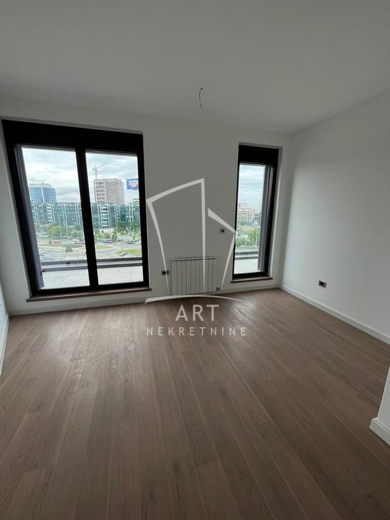 The One, Novi Beograd ID#13301
1.000 €