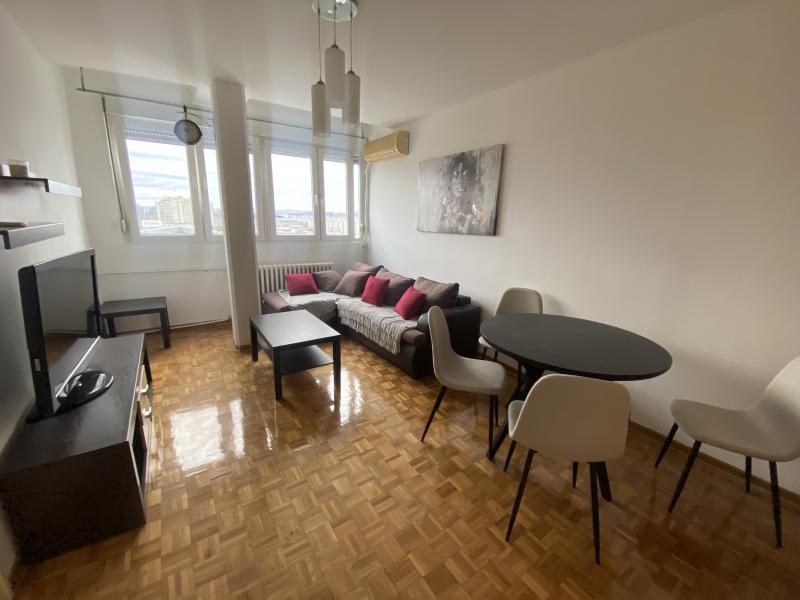Novi Beograd-Opština-Dvosoban-Odmah useljiv ID#3111
550 €