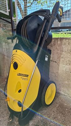 Peraci pod pritiskom KARCHER