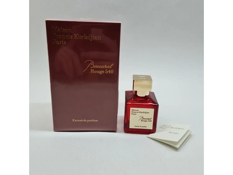 Baccarat Rounge 540 extrait de parfum