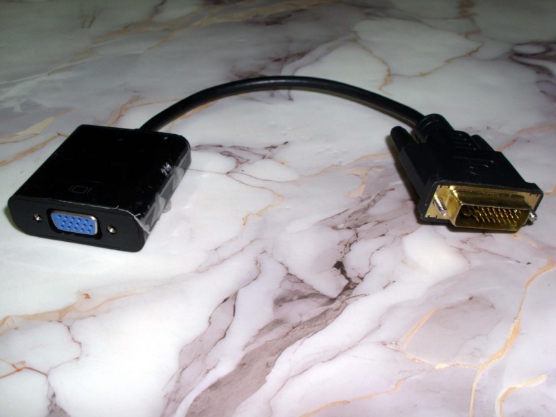 HDMI - DVI adapter