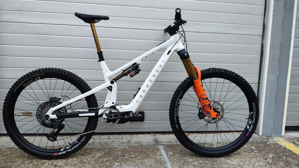 Commencal White Power, L size
