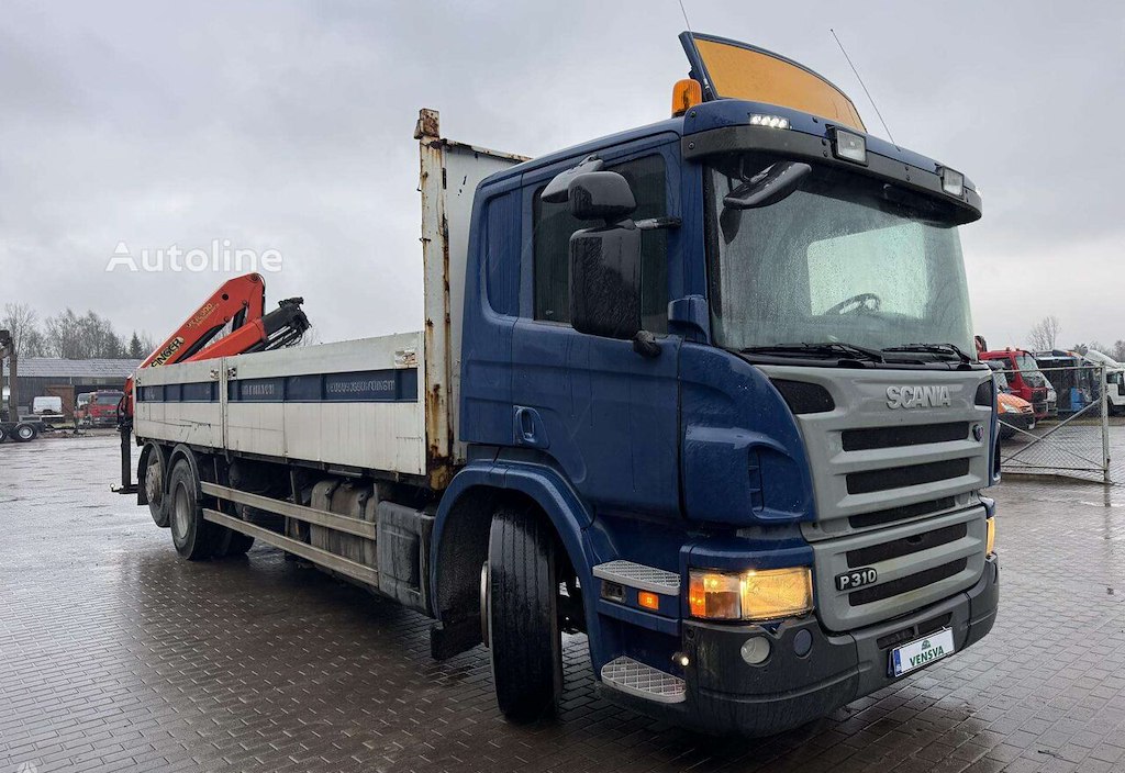 Scania P310 kamion s ravnom platformom