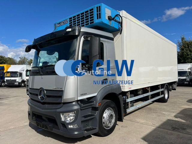 Mercedes-Benz ANTOS 1833 L Kühlkoffer 7,85 m LBW 2 T*3 Kammer kamion hladnjača
