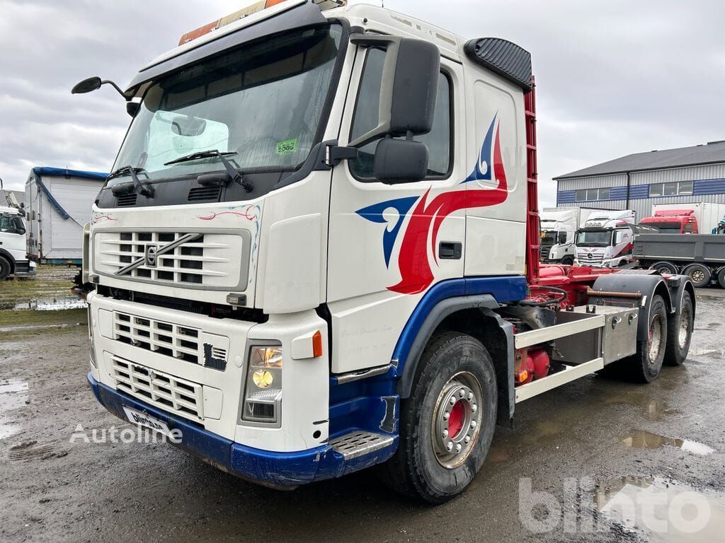 Prodaje se Volvo FM 400 rol kiper sa kukom na aukciji