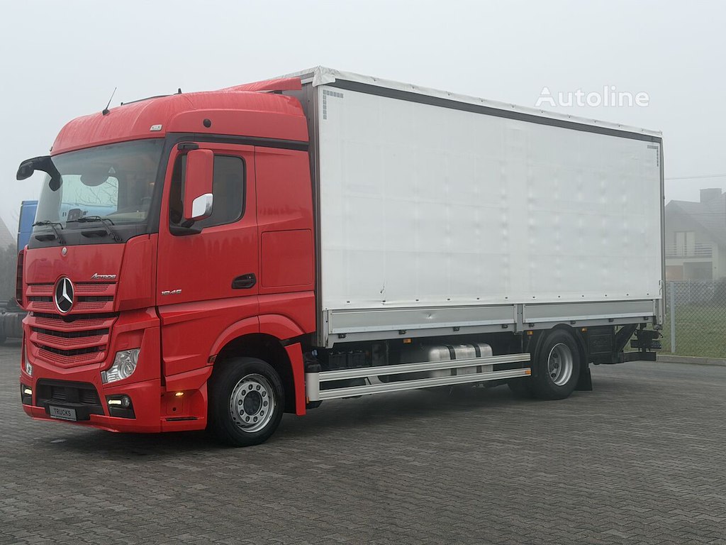 Mercedes-Benz Actros 1845 kamion s ceradom