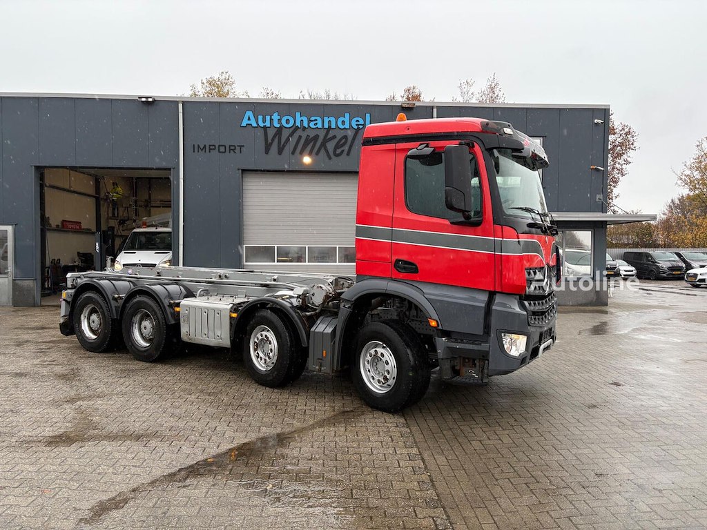 Mercedes-Benz Arocs 3251 8X4 AUTOMAAT vozilo za prevoz kontejnera